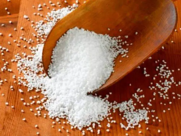 Save Wet Hay Bales by Salting Hay - Did you Know That Way? - Sand Creek ...