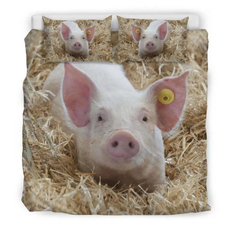 Cute Baby Pig in Grass Bedding Set - Sand Creek Farm