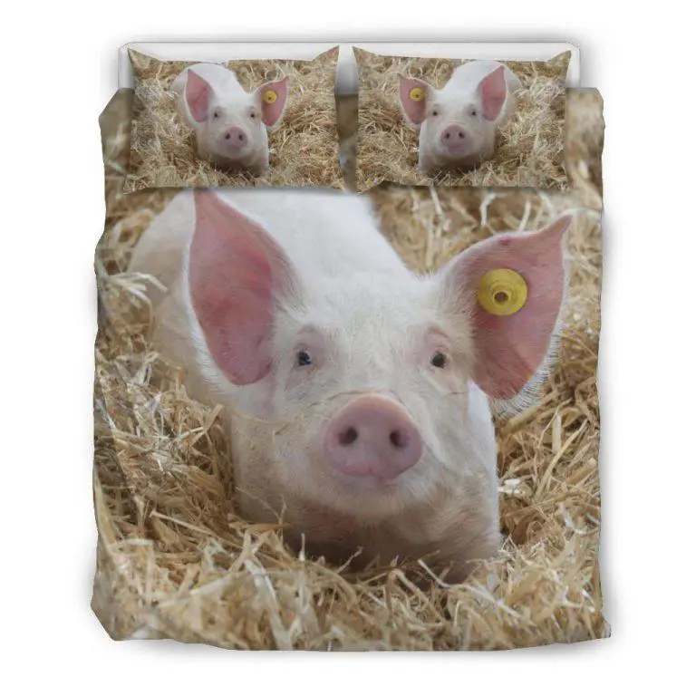 Cute Baby Pig in Grass Bedding Set - Sand Creek Farm