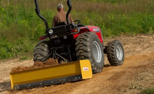 Top 4 Best Box Blades For Tractors Reviews (2022 Updated) - Sand Creek Farm